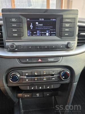 Pelēks Kia Ceed 2020 Rīga, ar dzinēja tilpumu 1.60 L un nobraukumu 75 tūkst. km par 10300 €, foto 14 vietnē AUTOMOTO.COM.LV
