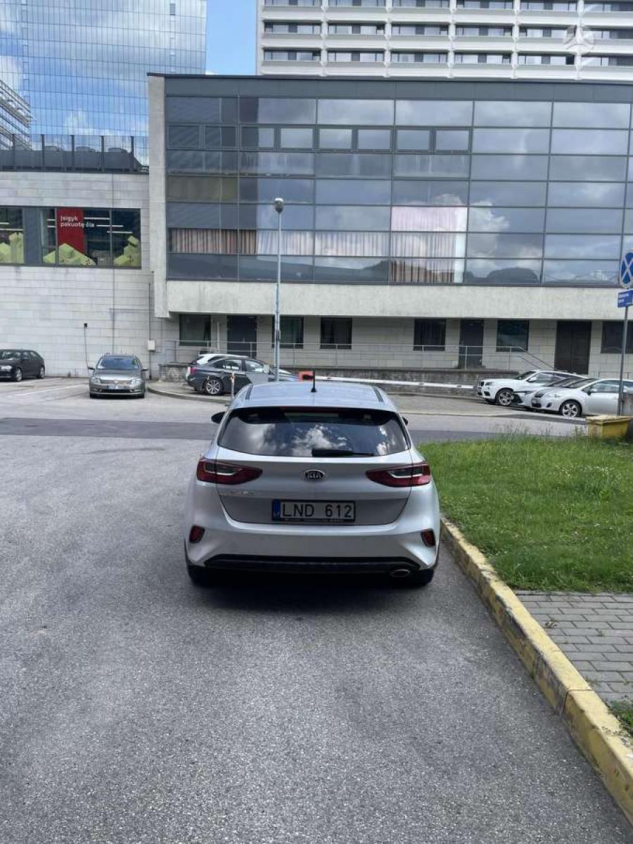 Pelēks Kia Ceed 2020 Viļņa, ar dzinēja tilpumu 1.00 L un nobraukumu 71 tūkst. km par 11250 €, foto 5 vietnē AUTOMOTO.COM.LV