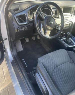 Pelēks Kia Ceed 2020 Viļņa, ar dzinēja tilpumu 1.00 L un nobraukumu 71 tūkst. km par 11250 €, foto 13 vietnē AUTOMOTO.COM.LV