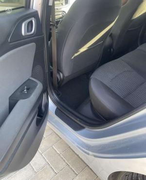 Pelēks Kia Ceed 2020 Viļņa, ar dzinēja tilpumu 1.00 L un nobraukumu 71 tūkst. km par 11250 €, foto 15 vietnē AUTOMOTO.COM.LV