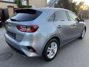 Grey Kia Ceed 2020 in Birstonas, with an engine capacity of 1.35 L and mileage of 220 thousand km for 11350 €, photo 6 on AUTOMOTO.COM.LV