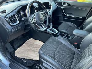 Grey Kia Ceed 2020 in Birstonas, with an engine capacity of 1.35 L and mileage of 220 thousand km for 11350 €, photo 12 on AUTOMOTO.COM.LV