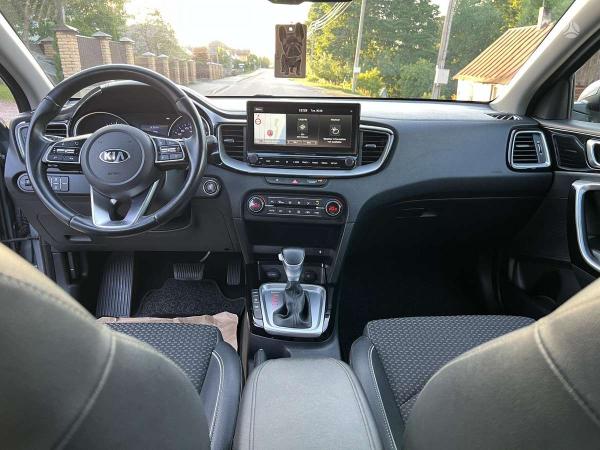 Grey Kia Ceed 2020 in Birstonas, with an engine capacity of 1.35 L and mileage of 220 thousand km for 11350 €, photo 10 on AUTOMOTO.COM.LV