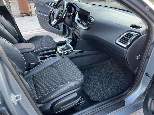 Grey Kia Ceed 2020 in Birstonas, with an engine capacity of 1.35 L and mileage of 220 thousand km for 11350 €, photo 11 on AUTOMOTO.COM.LV