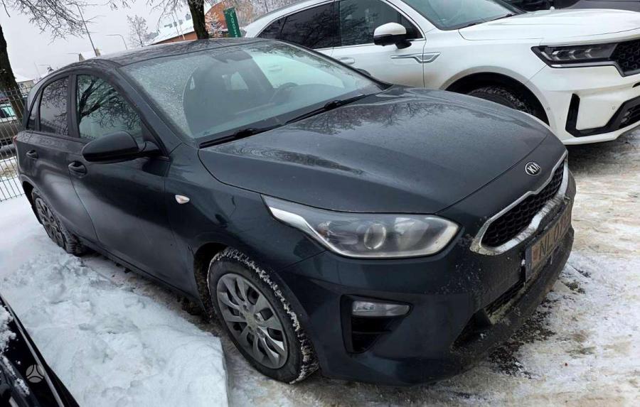 Grey Kia Ceed 2021 in Vilnius, with an engine capacity of 1.00 L and mileage of 120 thousand km for 9900 €, photo 2 on AUTOMOTO.COM.LV