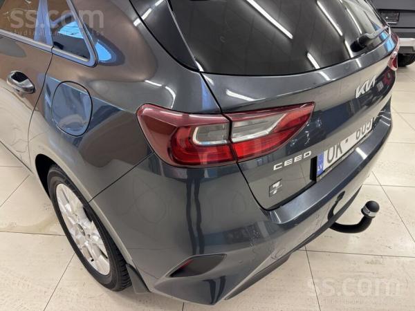 Grey Kia Ceed 2021 in Riga, with an engine capacity of 1.50 L and mileage of 100 thousand km for 14300 €, photo 7 on AUTOMOTO.COM.LV