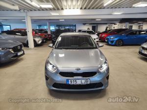 Grey Kia Ceed 2021 in Tartu, with an engine capacity of 1.00 L and mileage of 52 thousand km for 13990 €, photo 2 on AUTOMOTO.COM.LV
