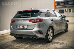 Grey Kia Ceed 2021 in Riga, with an engine capacity of 1.00 L and mileage of 0 thousand km for 4990 €, photo 4 on AUTOMOTO.COM.LV