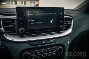 Grey Kia Ceed 2021 in Riga, with an engine capacity of 1.00 L and mileage of 0 thousand km for 4990 €, photo 10 on AUTOMOTO.COM.LV