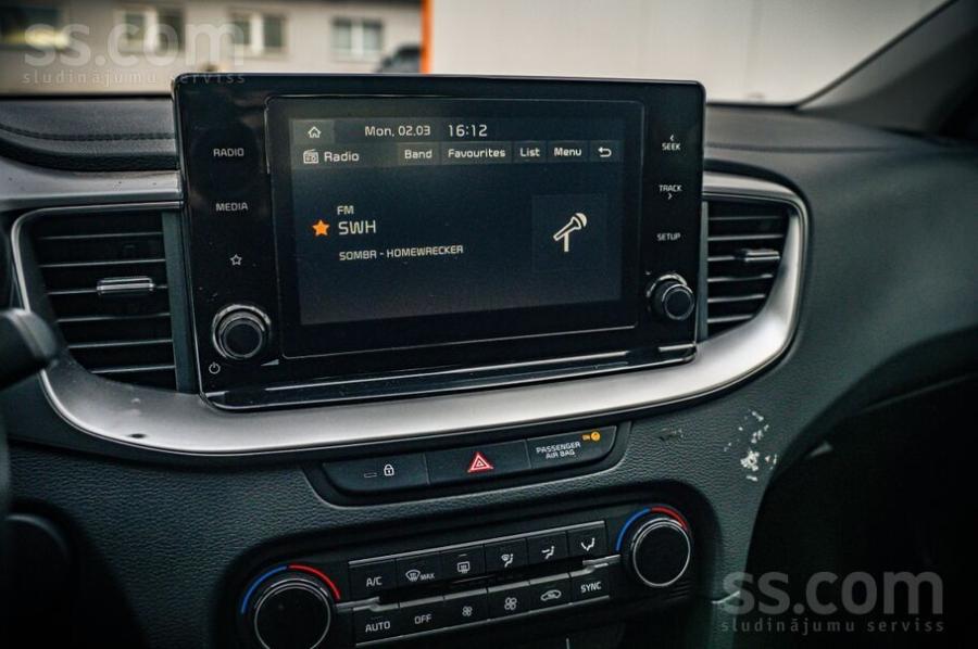 Grey Kia Ceed 2021 in Riga, with an engine capacity of 1.00 L and mileage of 0 thousand km for 4990 €, photo 10 on AUTOMOTO.COM.LV