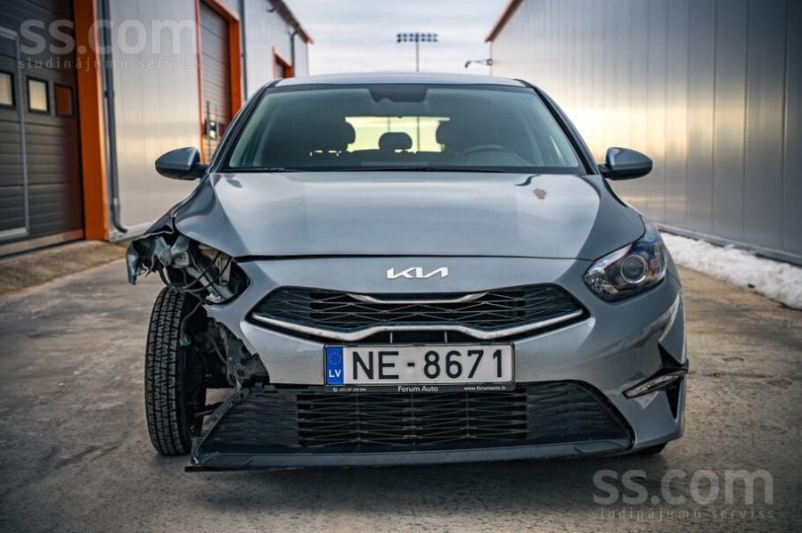 Grey Kia Ceed 2021 in Riga, with an engine capacity of 1.00 L and mileage of 0 thousand km for 4990 €, photo 20 on AUTOMOTO.COM.LV
