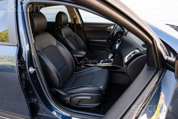 Grey Kia Ceed 2021 in Riga, with an engine capacity of 1.50 L and mileage of 150 thousand km for 15950 €, photo 7 on AUTOMOTO.COM.LV