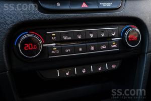 Pelēks Kia Ceed 2021 Rīga, ar dzinēja tilpumu 1.50 L un nobraukumu 150 tūkst. km par 15950 €, foto 14 vietnē AUTOMOTO.COM.LV
