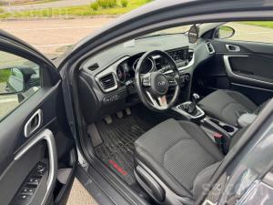 Pelēks Kia Ceed 2021 Daugavpils, ar dzinēja tilpumu 1.60 L un nobraukumu 110 tūkst. km par 11200 €, foto 6 vietnē AUTOMOTO.COM.LV