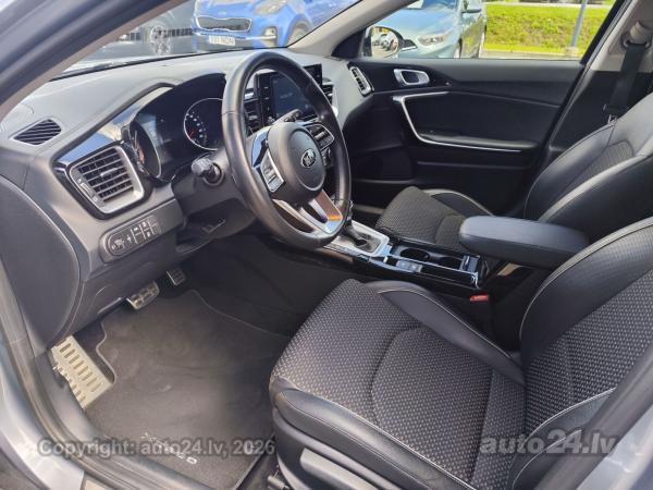 Pelēks Kia Ceed 2021 Tallina, ar dzinēja tilpumu 1.50 L un nobraukumu 48 tūkst. km par 18900 €, foto 5 vietnē AUTOMOTO.COM.LV