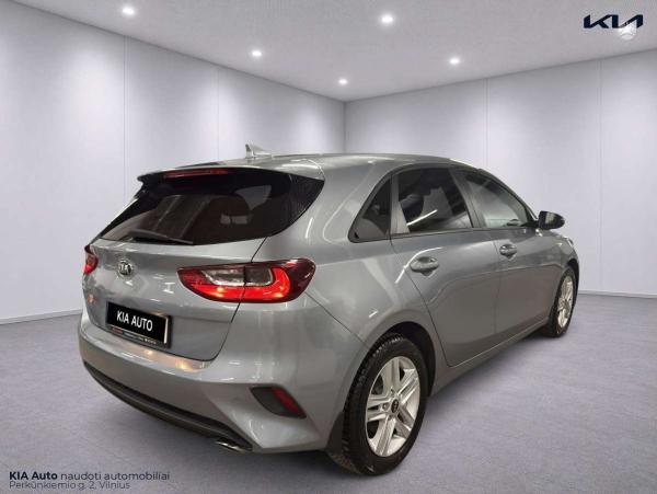 Pelēks Kia Ceed 2021 Viļņa, ar dzinēja tilpumu 1.48 L un nobraukumu 135 tūkst. km par 12900 €, foto 2 vietnē AUTOMOTO.COM.LV