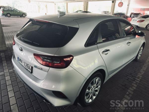 Pelēks Kia Ceed 2021 Rīga, ar dzinēja tilpumu 1.60 L un nobraukumu 151 tūkst. km par 11200 €, foto 4 vietnē AUTOMOTO.COM.LV