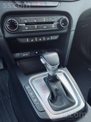 Grey Kia Ceed 2021 in Riga, with an engine capacity of 1.60 L and mileage of 151 thousand km for 11200 €, photo 9 on AUTOMOTO.COM.LV