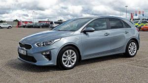 Grey Kia Ceed 2021 in Vilnius, with an engine capacity of 1.35 L and mileage of 165 thousand km for 11990 €, photo 3 on AUTOMOTO.COM.LV