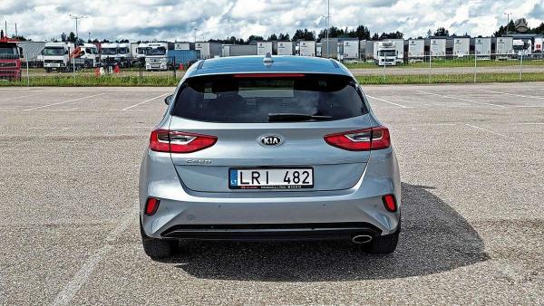 Grey Kia Ceed 2021 in Vilnius, with an engine capacity of 1.35 L and mileage of 165 thousand km for 11990 €, photo 8 on AUTOMOTO.COM.LV