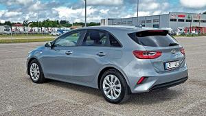 Grey Kia Ceed 2021 in Vilnius, with an engine capacity of 1.35 L and mileage of 165 thousand km for 11990 €, photo 12 on AUTOMOTO.COM.LV
