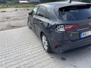 Pelēks Kia Ceed 2021 Kauņa, ar dzinēja tilpumu 1.00 L un nobraukumu 67 tūkst. km par 4235 €, foto 5 vietnē AUTOMOTO.COM.LV