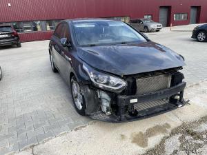Pelēks Kia Ceed 2021 Kauņa, ar dzinēja tilpumu 1.00 L un nobraukumu 67 tūkst. km par 4235 €, foto 7 vietnē AUTOMOTO.COM.LV