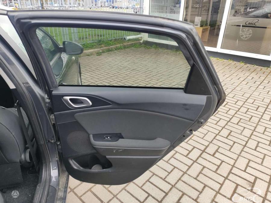 Pelēks Kia Ceed 2021 Klaipėda, ar dzinēja tilpumu 1.00 L un nobraukumu 272 tūkst. km par 7600 €, foto 10 vietnē AUTOMOTO.COM.LV