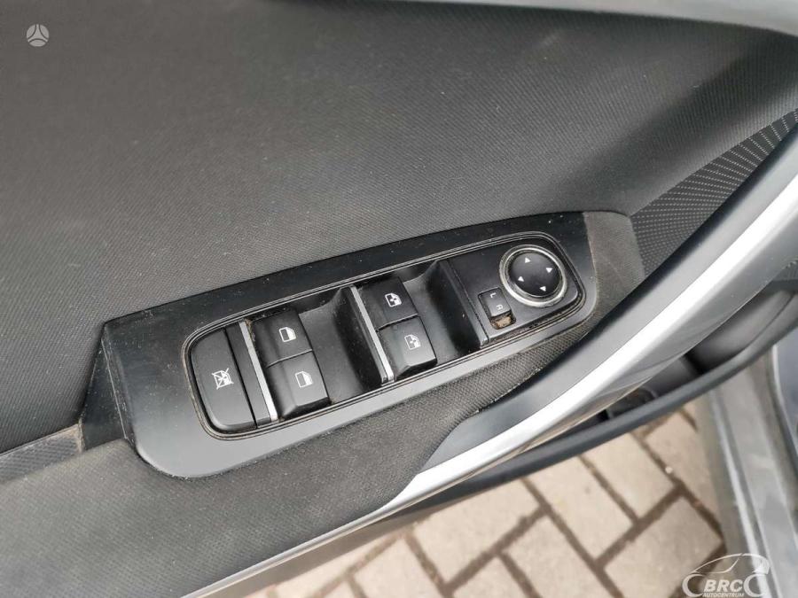 Pelēks Kia Ceed 2021 Klaipėda, ar dzinēja tilpumu 1.00 L un nobraukumu 272 tūkst. km par 7600 €, foto 18 vietnē AUTOMOTO.COM.LV