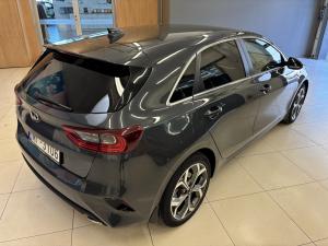 Pelēks Kia Ceed 2021 Rīga, ar dzinēja tilpumu 1.50 L un nobraukumu 81 tūkst. km par 1350000 €, foto 4 vietnē AUTOMOTO.COM.LV