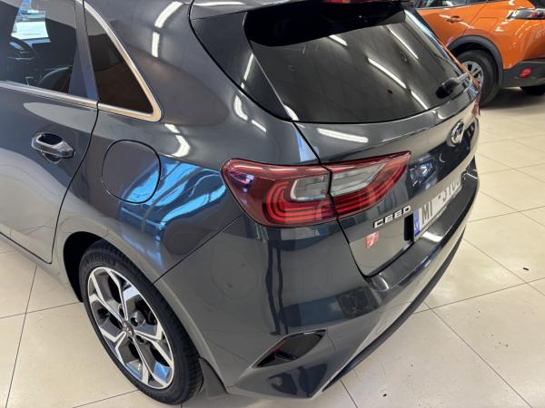 Pelēks Kia Ceed 2021 Rīga, ar dzinēja tilpumu 1.50 L un nobraukumu 81 tūkst. km par 1350000 €, foto 6 vietnē AUTOMOTO.COM.LV