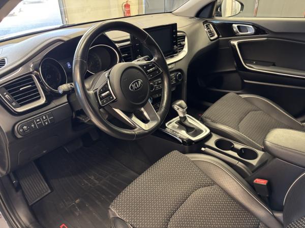 Pelēks Kia Ceed 2021 Rīga, ar dzinēja tilpumu 1.50 L un nobraukumu 81 tūkst. km par 1350000 €, foto 9 vietnē AUTOMOTO.COM.LV