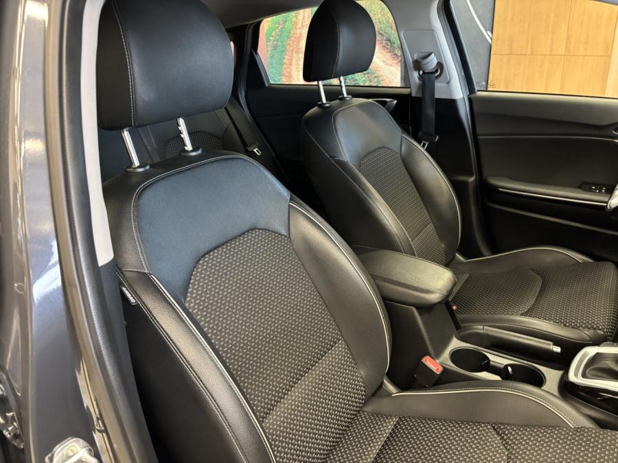 Pelēks Kia Ceed 2021 Rīga, ar dzinēja tilpumu 1.50 L un nobraukumu 81 tūkst. km par 1350000 €, foto 15 vietnē AUTOMOTO.COM.LV