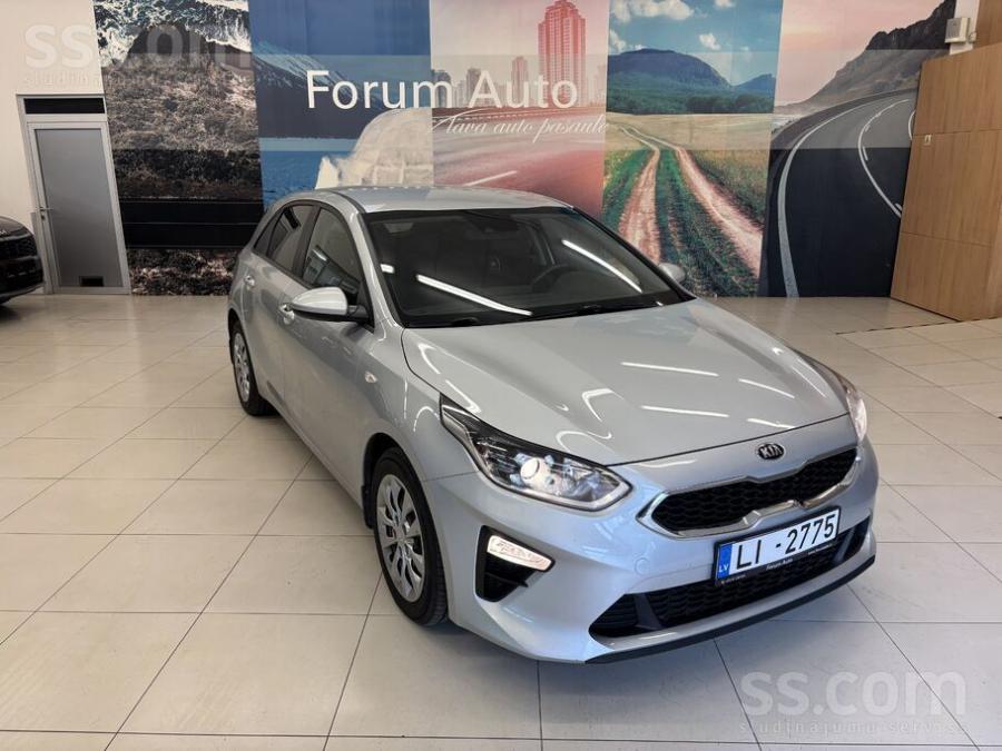 Grey Kia Ceed 2021 in Riga, with an engine capacity of 1.60 L and mileage of 132 thousand km for 9900 €, photo 1 on AUTOMOTO.COM.LV