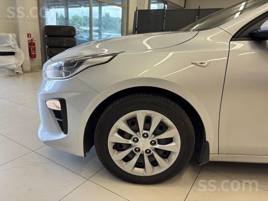 Grey Kia Ceed 2021 in Riga, with an engine capacity of 1.60 L and mileage of 132 thousand km for 9900 €, photo 6 on AUTOMOTO.COM.LV