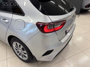 Grey Kia Ceed 2021 in Riga, with an engine capacity of 1.60 L and mileage of 132 thousand km for 9900 €, photo 8 on AUTOMOTO.COM.LV