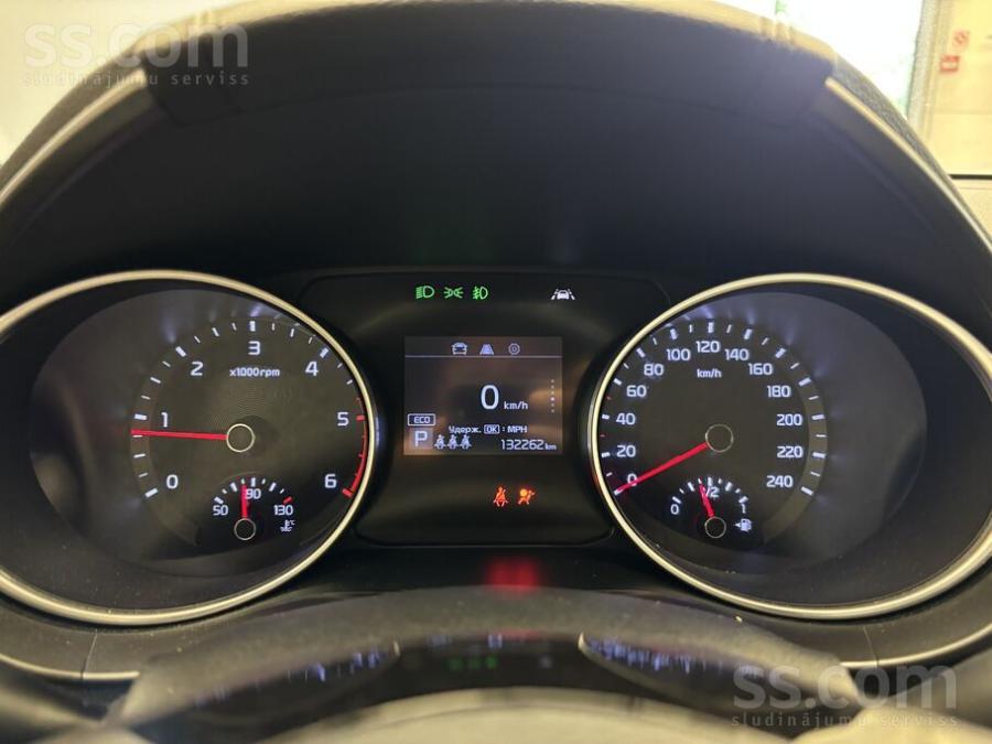Grey Kia Ceed 2021 in Riga, with an engine capacity of 1.60 L and mileage of 132 thousand km for 9900 €, photo 19 on AUTOMOTO.COM.LV