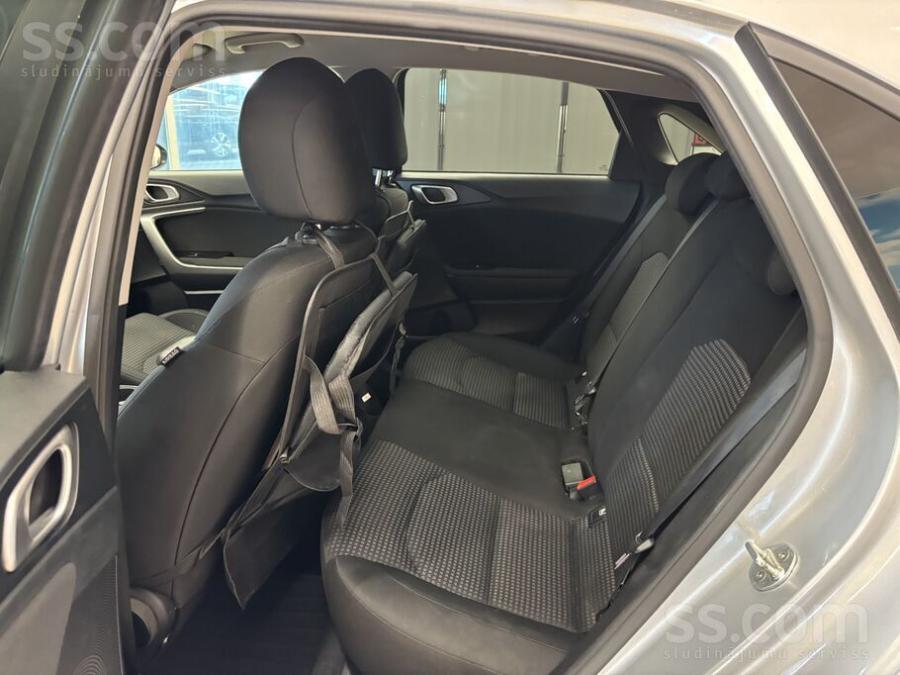 Grey Kia Ceed 2021 in Riga, with an engine capacity of 1.60 L and mileage of 132 thousand km for 9900 €, photo 24 on AUTOMOTO.COM.LV