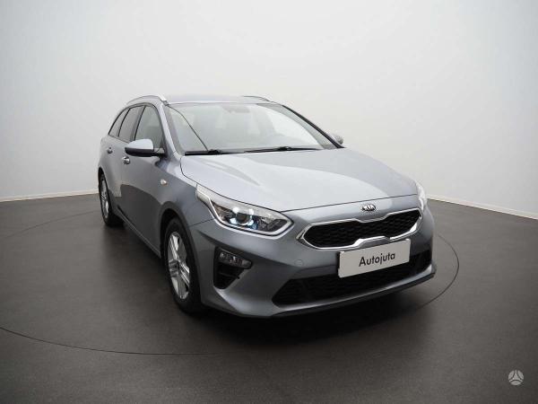 Grey Kia Ceed 2021 in Vilnius, with an engine capacity of 1.48 L and mileage of 61 thousand km for 14900 €, photo 3 on AUTOMOTO.COM.LV