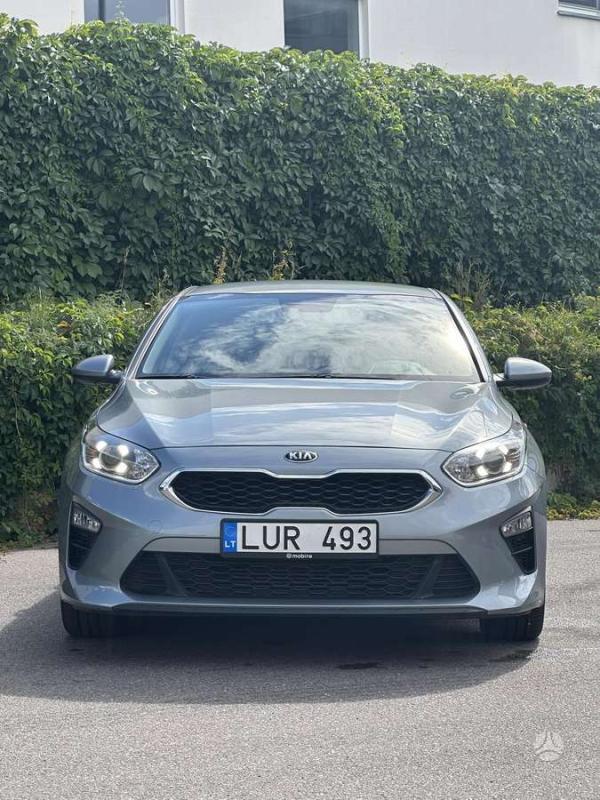 Pelēks Kia Ceed 2021 Viļņa, ar dzinēja tilpumu 1.50 L un nobraukumu 54 tūkst. km par 9900 €, foto 2 vietnē AUTOMOTO.COM.LV