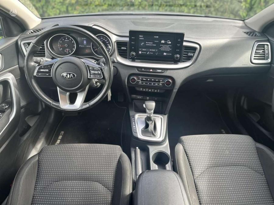 Pelēks Kia Ceed 2021 Viļņa, ar dzinēja tilpumu 1.50 L un nobraukumu 54 tūkst. km par 9900 €, foto 6 vietnē AUTOMOTO.COM.LV