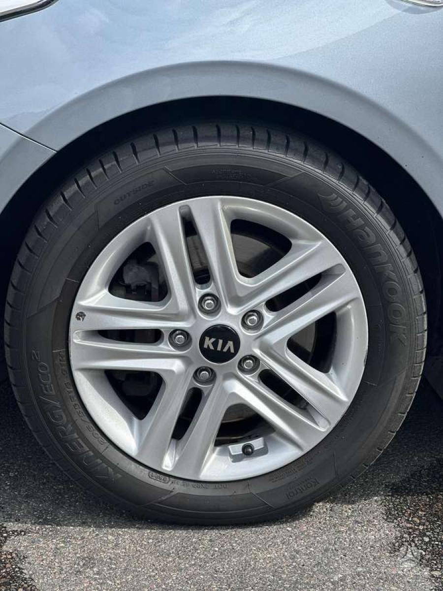 Pelēks Kia Ceed 2021 Viļņa, ar dzinēja tilpumu 1.50 L un nobraukumu 54 tūkst. km par 9900 €, foto 8 vietnē AUTOMOTO.COM.LV