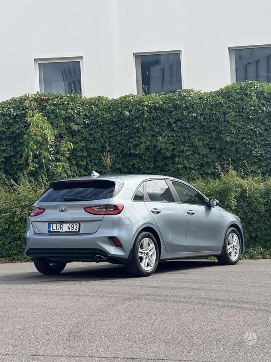 Pelēks Kia Ceed 2021 Viļņa, ar dzinēja tilpumu 1.50 L un nobraukumu 54 tūkst. km par 9900 €, foto 12 vietnē AUTOMOTO.COM.LV