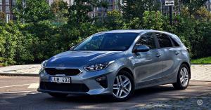 Grey Kia Ceed 2021 in Vilnius, with an engine capacity of 1.50 L and mileage of 54 thousand km for 12990 €, photo  on AUTOMOTO.COM.LV