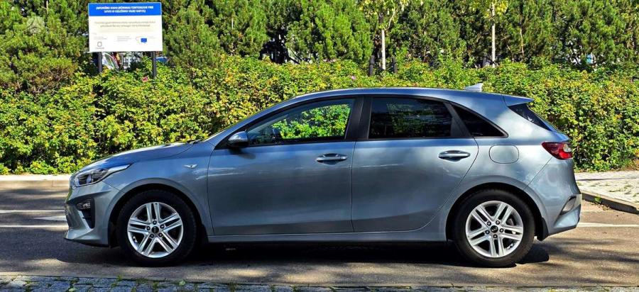 Grey Kia Ceed 2021 in Vilnius, with an engine capacity of 1.50 L and mileage of 54 thousand km for 12990 €, photo 8 on AUTOMOTO.COM.LV