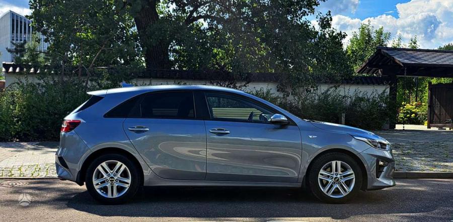 Grey Kia Ceed 2021 in Vilnius, with an engine capacity of 1.50 L and mileage of 54 thousand km for 12990 €, photo 9 on AUTOMOTO.COM.LV