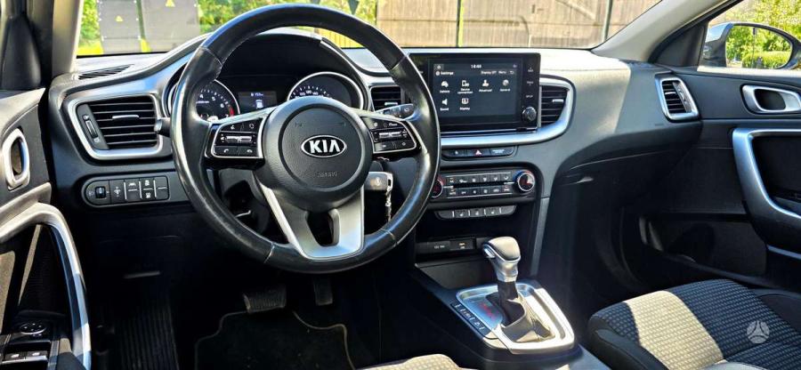 Grey Kia Ceed 2021 in Vilnius, with an engine capacity of 1.50 L and mileage of 54 thousand km for 12990 €, photo 13 on AUTOMOTO.COM.LV
