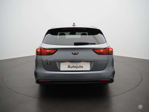 Grey Kia Ceed 2021 in Vilnius, with an engine capacity of 1.48 L and mileage of 61 thousand km for 14900 €, photo 6 on AUTOMOTO.COM.LV