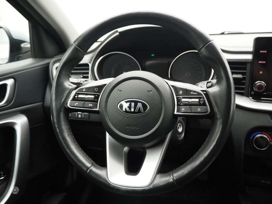 Grey Kia Ceed 2021 in Vilnius, with an engine capacity of 1.48 L and mileage of 61 thousand km for 14900 €, photo 20 on AUTOMOTO.COM.LV