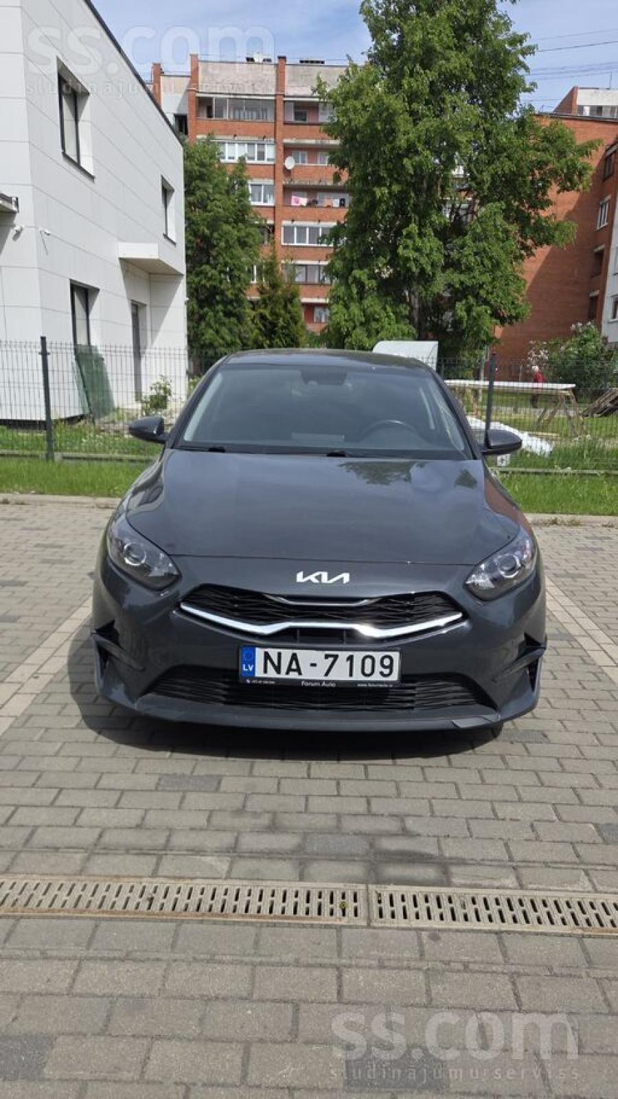 Pelēks Kia Ceed 2021 Rīga, ar dzinēja tilpumu 1.50 L un nobraukumu 47 tūkst. km par 16500 €, foto 4 vietnē AUTOMOTO.COM.LV